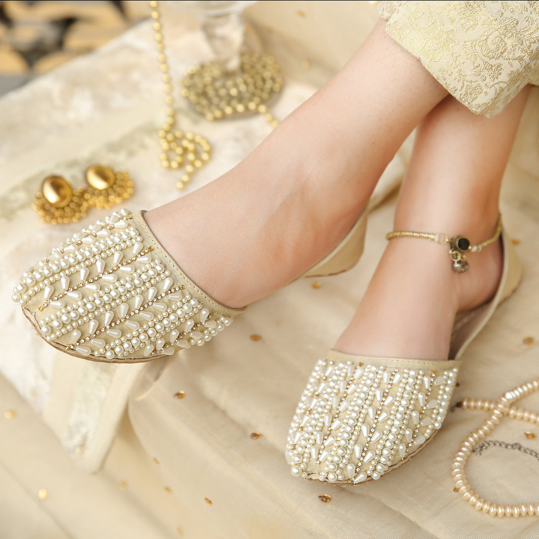 Buy Ladies Khussa Shoes Online In Pakistan – RetroWalk